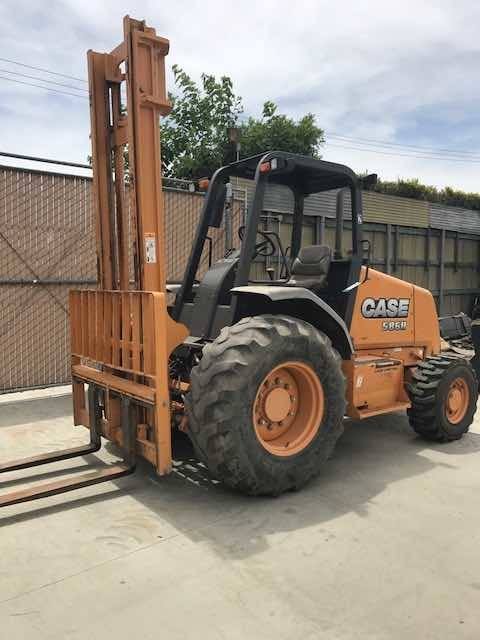 2013 Case 586H Forklift - KDR Equipment